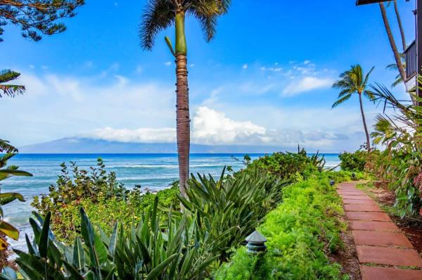 Mahina Surf 206 - Lahaina, HI