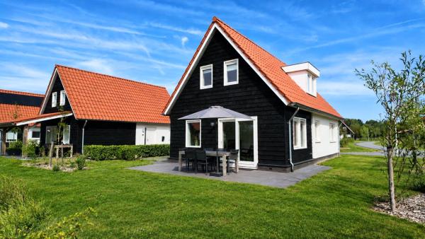 Villa De Schollevaer Vakantievilla Voor 6 Met Sauna En Ruime Tuin - Zierikzee
