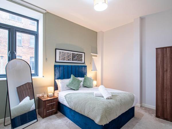 Leeds Victoria Riverside 2 Bed Apartments - Wakefield, UK