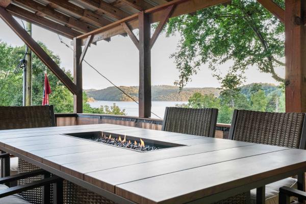 4br Lakeview Retreat Ping Pong Table Fire Pit - Norris Lake, TN