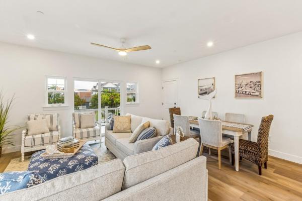 Brand New Beautiful Still Waters Beach House! - Wildwood Crest, NJ