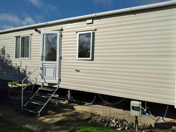 Welcoming 6 Berth Caravan At Pakefield, Suffolk 68125bs - Kessingland
