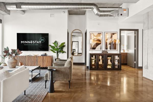 Sable 902 - Penthouse - Target Center