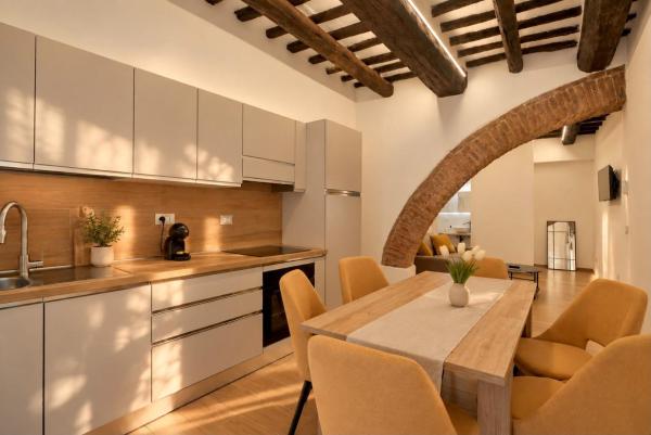 Elce - Historic Brick Arch 2br & 2ba - Perugia