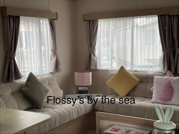 Flossys By The Sea - Essex