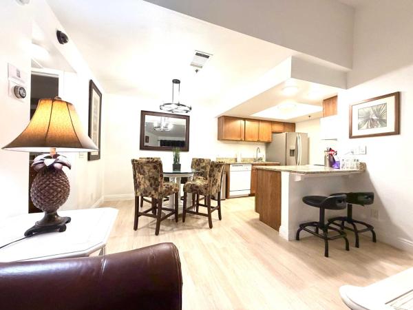 Central 1br Condo Near Strip Pool Gym Balcony - Las Vegas, NV
