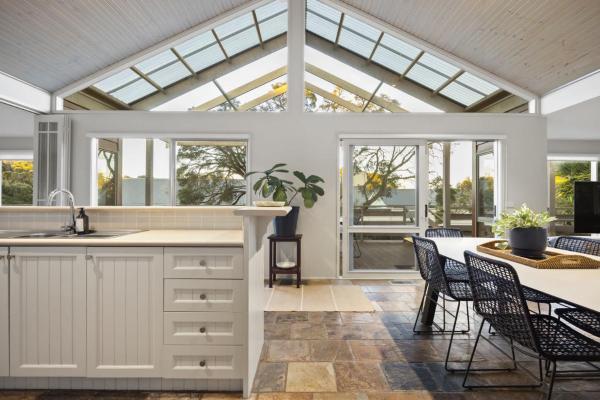 Sullivans Loft - Portsea