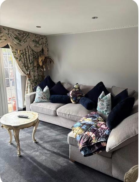 Flat 4, Meadow View - Bracknell