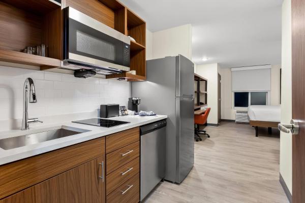 Everhome Suites Salem - Salem, OR