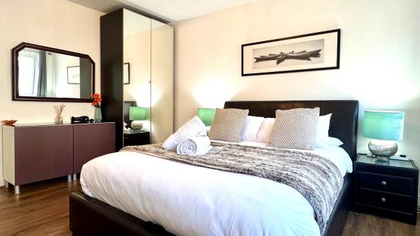 2 Bedroom Apartment With Balcony Westbourne Grove - Notting Hill