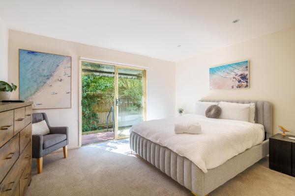 The Parade Retreat, Pet Friendly, Fireplace - Leopold