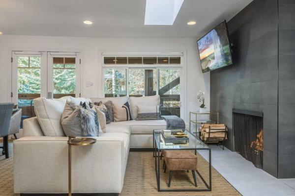 New Listing 3br 3ba Condo - Steps To Gondola - Aspen