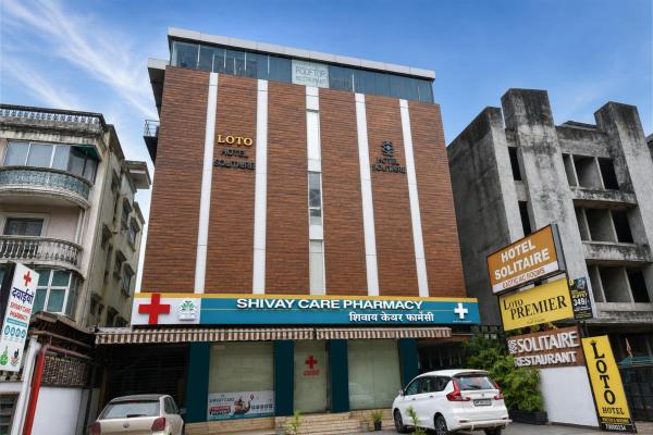 Hotel Loto Premier - Indore