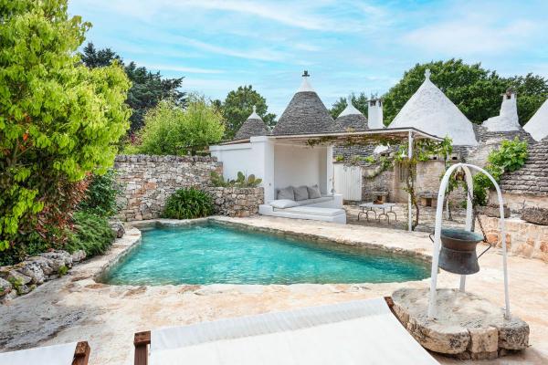 Borgo Del Tempo Ritrovato - Luxury Relais In Puglia - Cisternino