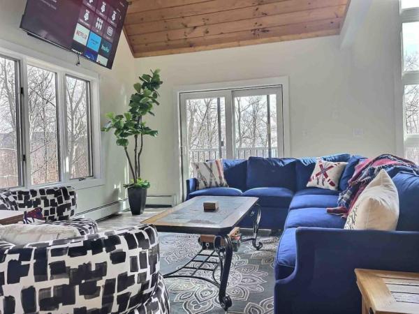 Bruinsden- Fooseball, Hot Tub, Mountain Views - Vermont