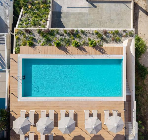 Aurenne 3br 3ba Premium Residence With 20m Pool - Ksamil