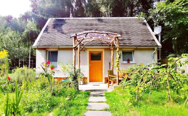 Kleines Haus Mit Garten In Den Weinbergen - Naumburg (Saale)
