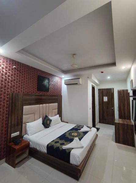 Hotel Meghana Near Mandir Marg - Benarés