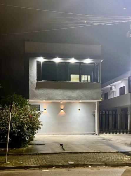 Apartamento Na Região Central, Com Churrasqueira - Guaratuba