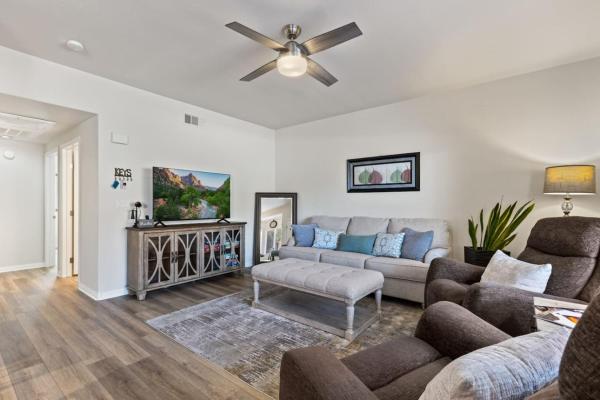 Newly Renovated Condo - Mesquite, NV