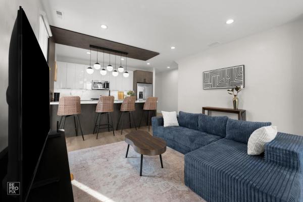 Luxury 3br, Uchicago & Obama Ctr, 15 Min Downtown - Burbank, IL