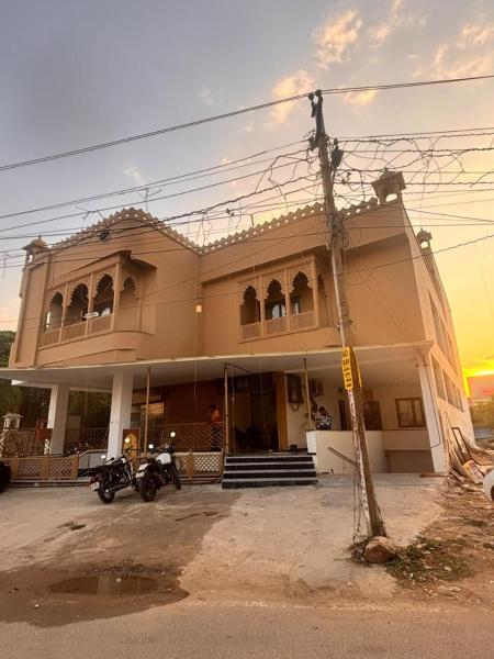 Hotel Moonstone - Udaipur