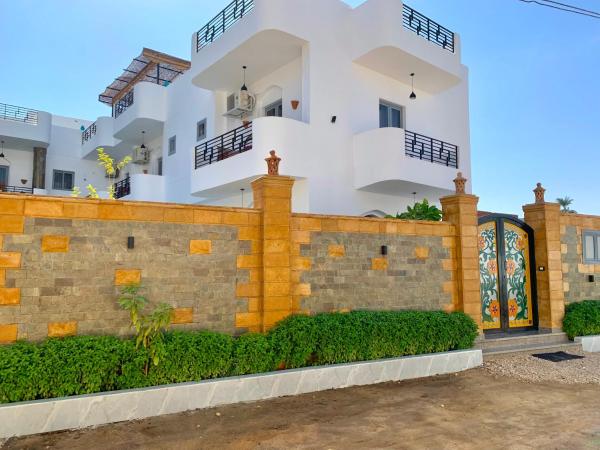 Azure Guest House - Luxor
