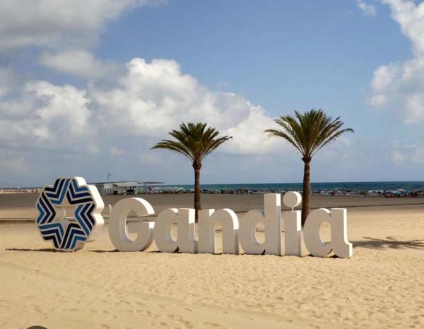 Encantador Y Tranquilo Estudio Independiente En Gandia Grao - Gandia
