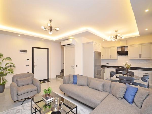 Cassa Emilia In Schmitten Mit Parkplatz Und Panoramablick - Saalbach-Hinterglemm