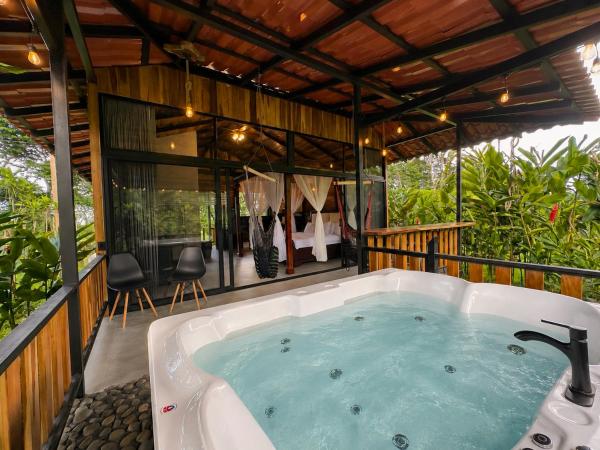 Green Forest Villa - La Fortuna