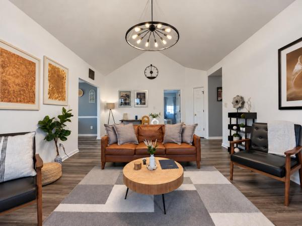 The Lofthouse 4 Bds Private Fence Pet Friendly - Warner Robins, GA