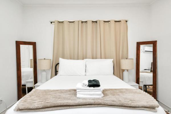 Stylish Eado Apt - Restaurants - Stadiums - Venues - South Houston, TX