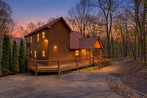 Blue Ridge Bear Bungalow - Cherry Log, GA