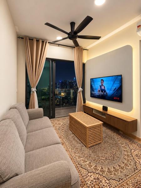 Modern 2br At Skyworld Residences With Petronas Views - Hulu Langat