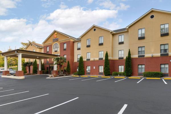 Comfort Inn & Suites Canton Riverstone Area - Canton, GA