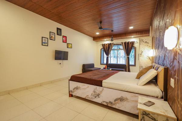 The Royal Oaks Stay - Lonavala
