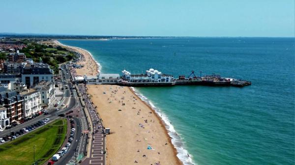 Air Maison - One Bedroom Hideaway, Steps From The Seafront - Portsmouth