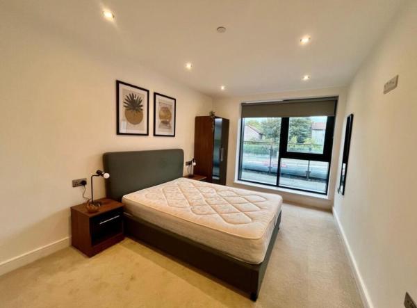 Leeds 2 Bedroom Apartment - Leeds