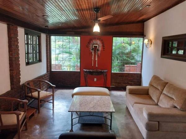 Rustic 4 Bedroom House With Pool In A Private Residential Area - Rio de Janeiro