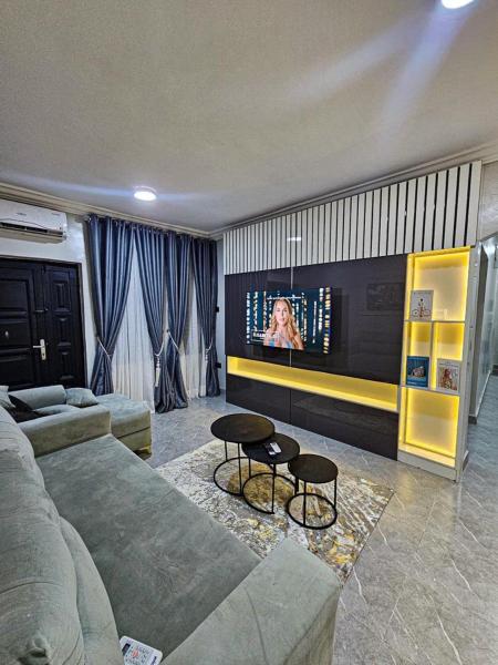 Max Alvera Stylish 2 Bedroom Apartment Shagamu - Nigeria
