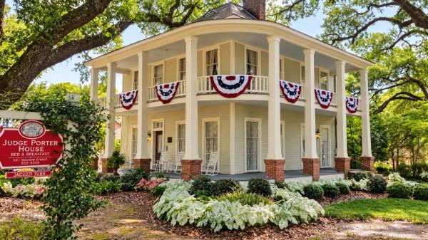 Judge Porter House Bed And Breakfast - Natchitoches, LA