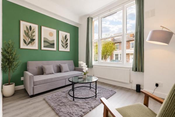 Modern 3 Bed In-suite Flat In Islington - Leyton