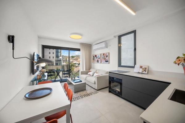Modern Downtown Apt Balcony Walk Everywhere - Distrito de Jerusalén