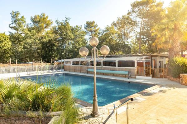 Camping Domaine De La Sainte Baume - Nans-les-Pins