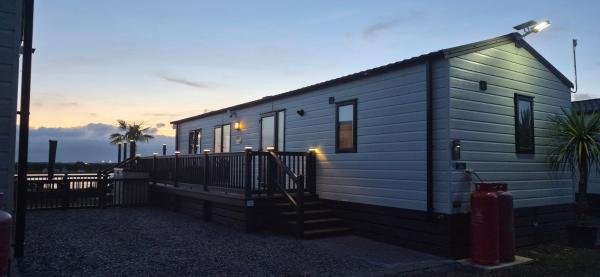 Lakeside Lodge - Sea Swallow - Barrow-in-Furness