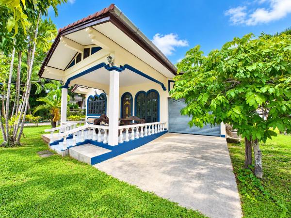 Family Home 3 Bedroom Near Nai Harn Beach & Lake - Kata Beach