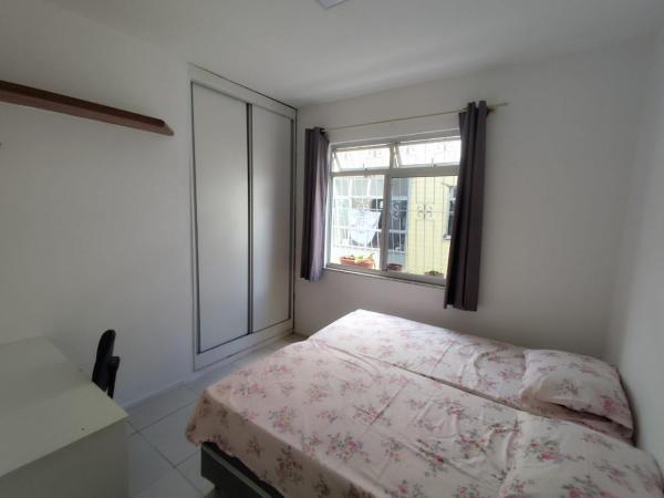 Quarto Privativo Em Residência Familiar - Fortaleza