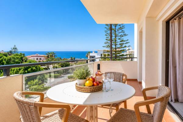 White T1 - Ocean View - Faro District