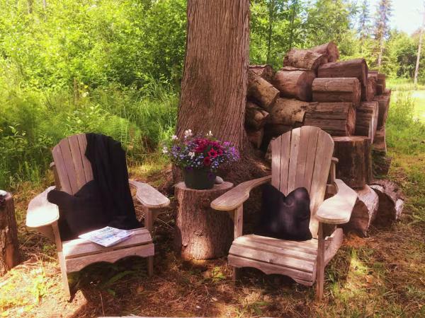 Suite Amour Hobby Farm & Bed N Breakfast - Parksville