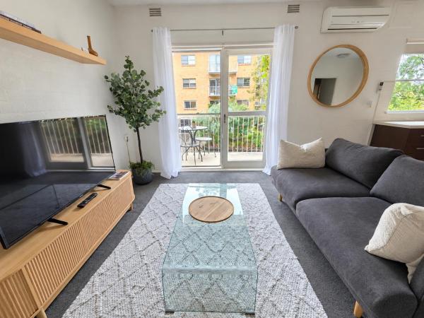 North Melbourne Retreat - Kensington